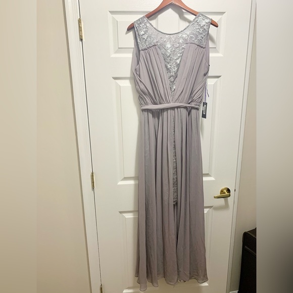 Vera Wang | Dresses | Vera Wang Lace And Chiffon Dress | Poshmark